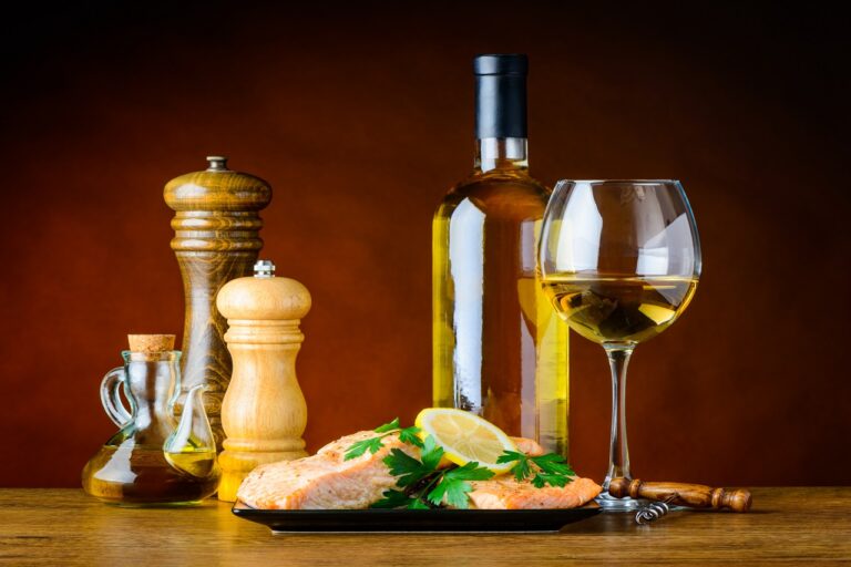 Quel vin blanc utiliser pour cuisiner ? - Vignobles.net